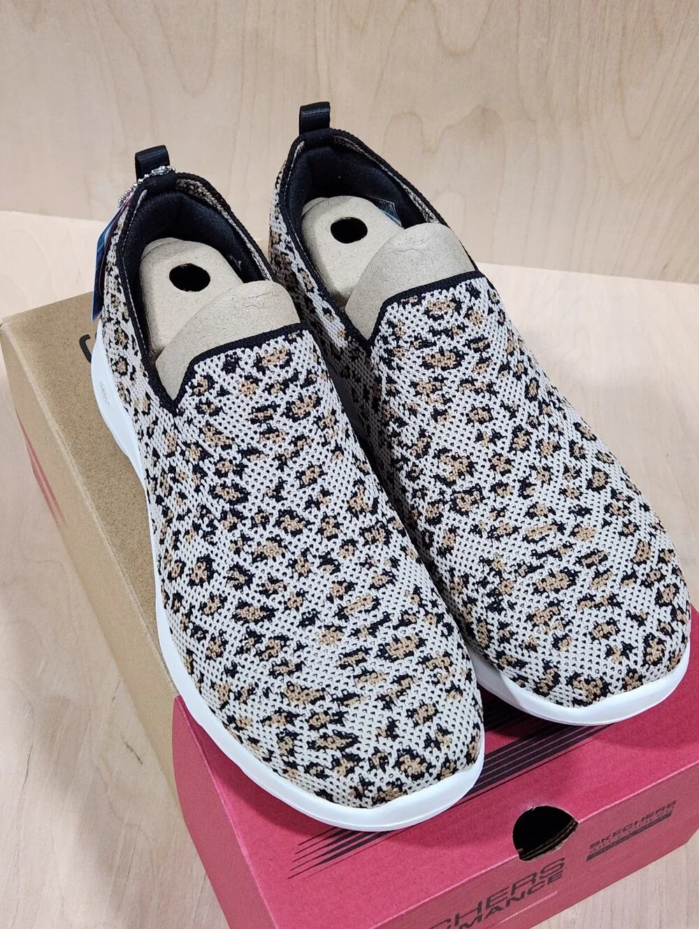 Skechers | Shoes | Skechers Leopard Print Slip On Sneakers Womens 9 Go ...